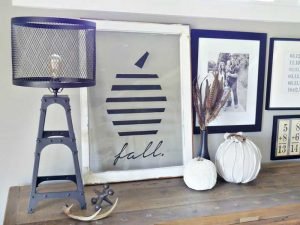10 Old Window Decor Ideas For Fall - Rustic Crafts & DIY